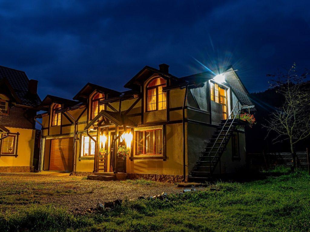 Iti recomandam un weekend romantic la Casa Delia