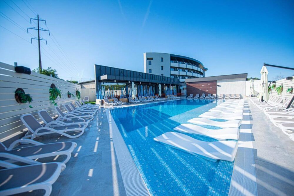 In statiunea balneara Baile Felix recomandam cazare